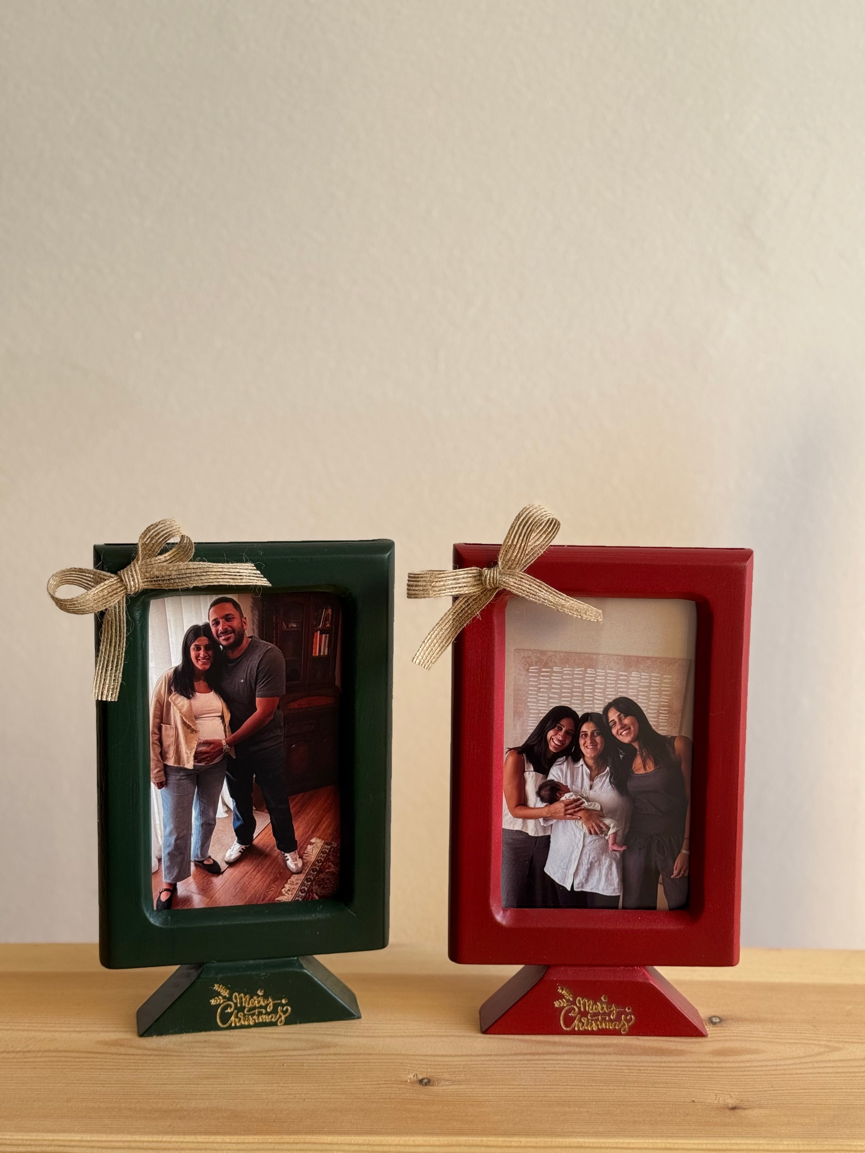 Festive Stand Frame – Its Paillettes